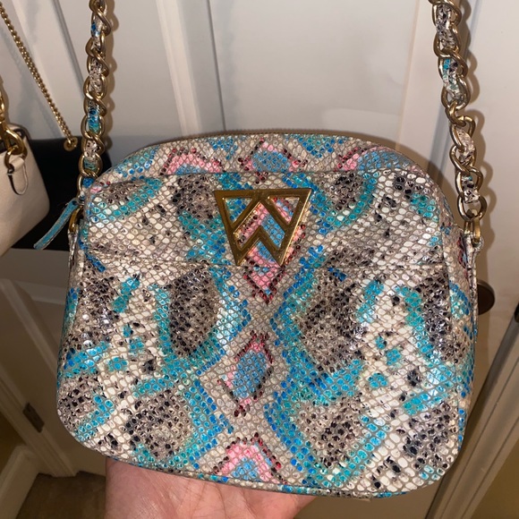 Kelly Wynne | Bags | Kelly Wynne Mingle Mingle Mini Purse | Poshmark